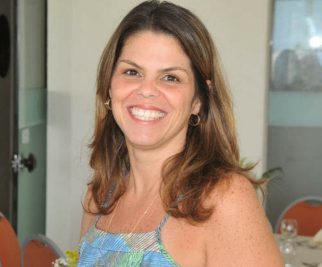 Alexandra Isensée recebe homenagem e drink exclusivo no Deck Marina da ...