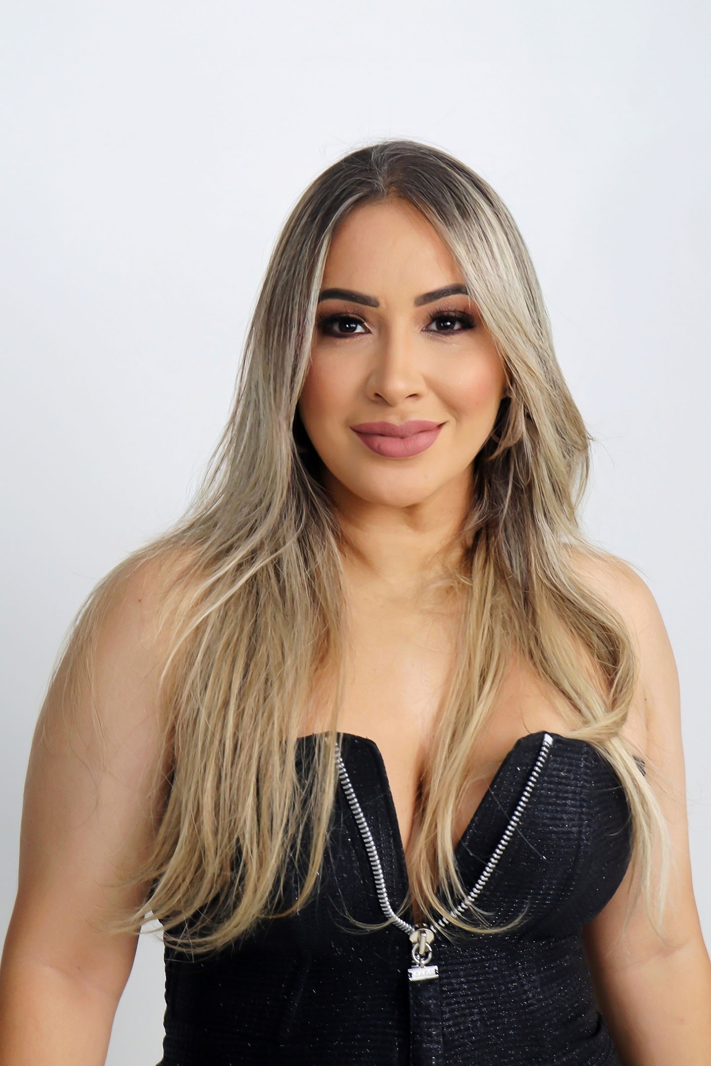 Michelle Menezes, ex Banda Calcinha Preta, se prepara para os festejos juninos e repertório ...